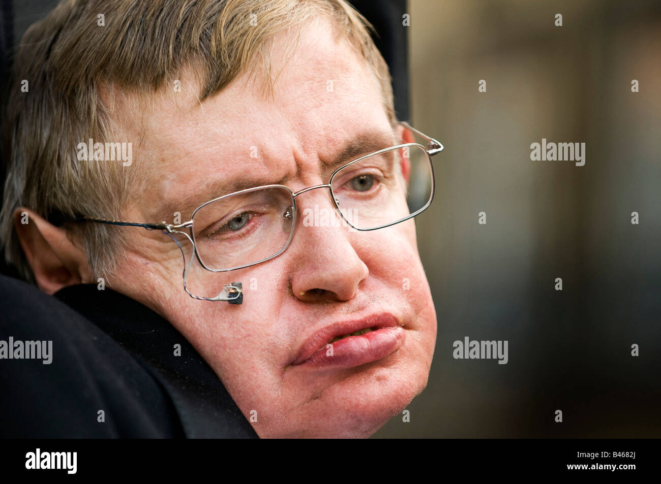 Stephen hawkings hi-res stock photography and images - Alamy