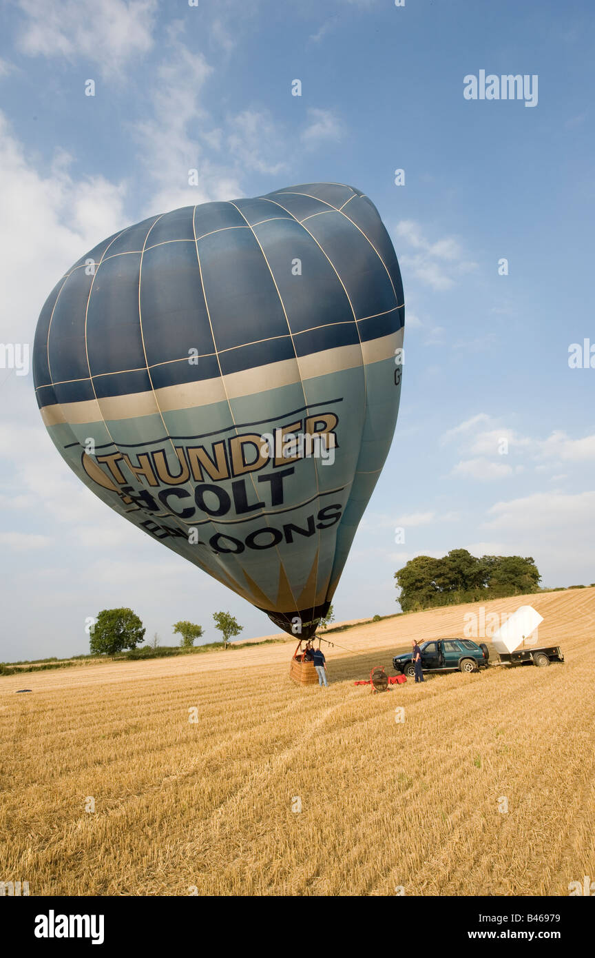 Balloon trailer hi-res stock photography and images - Alamy