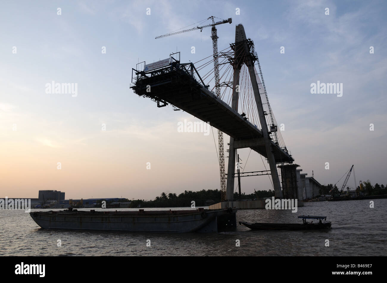 Asia bridge construction hi-res stock photography and images - Alamy