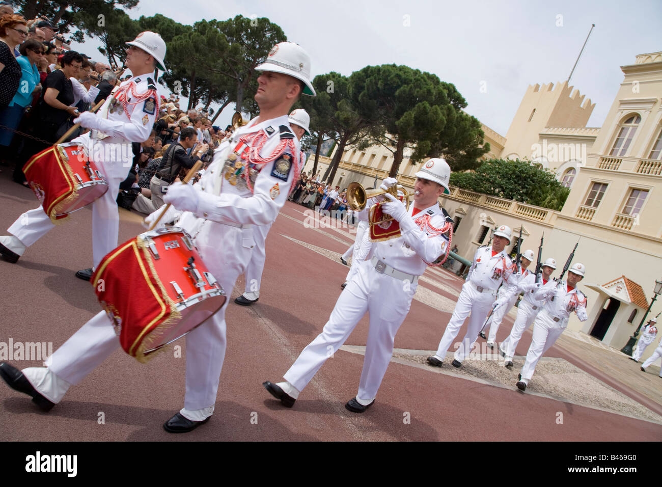 Monaco, Changing of the guard in front of Prince's Palace Stock Photo ...