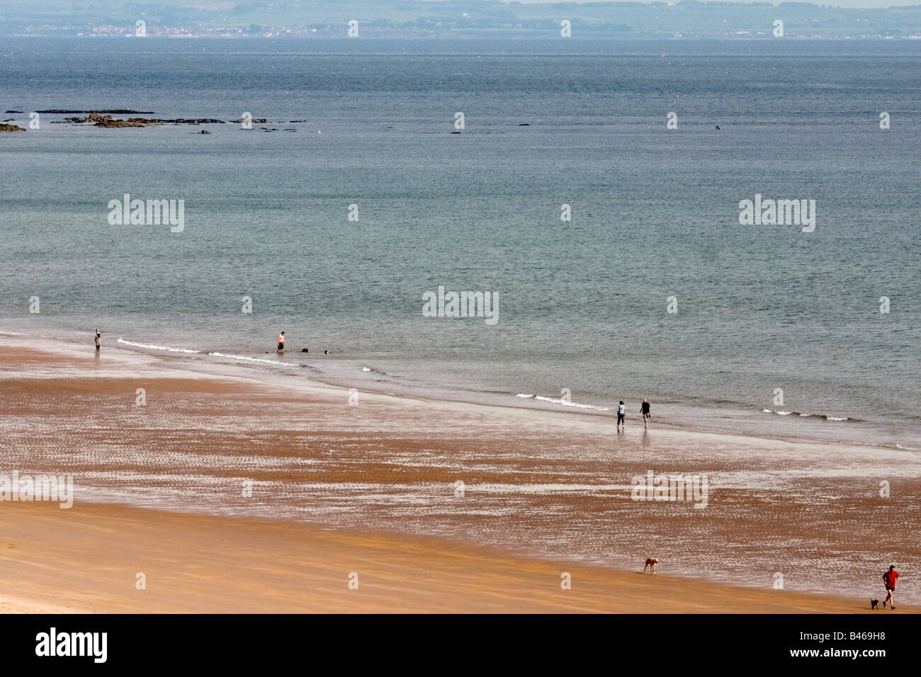 People on remote scottish beach hi-res stock photography and images - Alamy