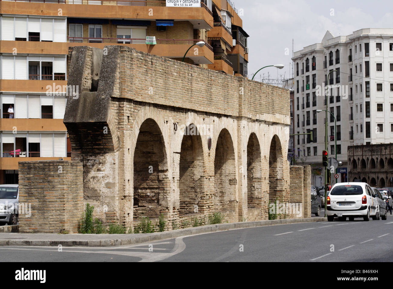 Roman aqueduct in downtown Seville Stock Photo - Alamy