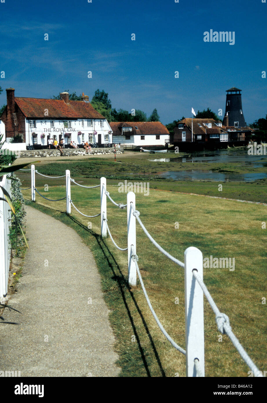 the harbour and walkway at Langstone Hayling Island Hampshire Stock ...