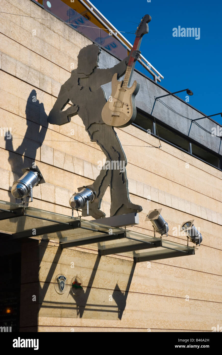 Rock bar hi-res stock photography and images - Alamy