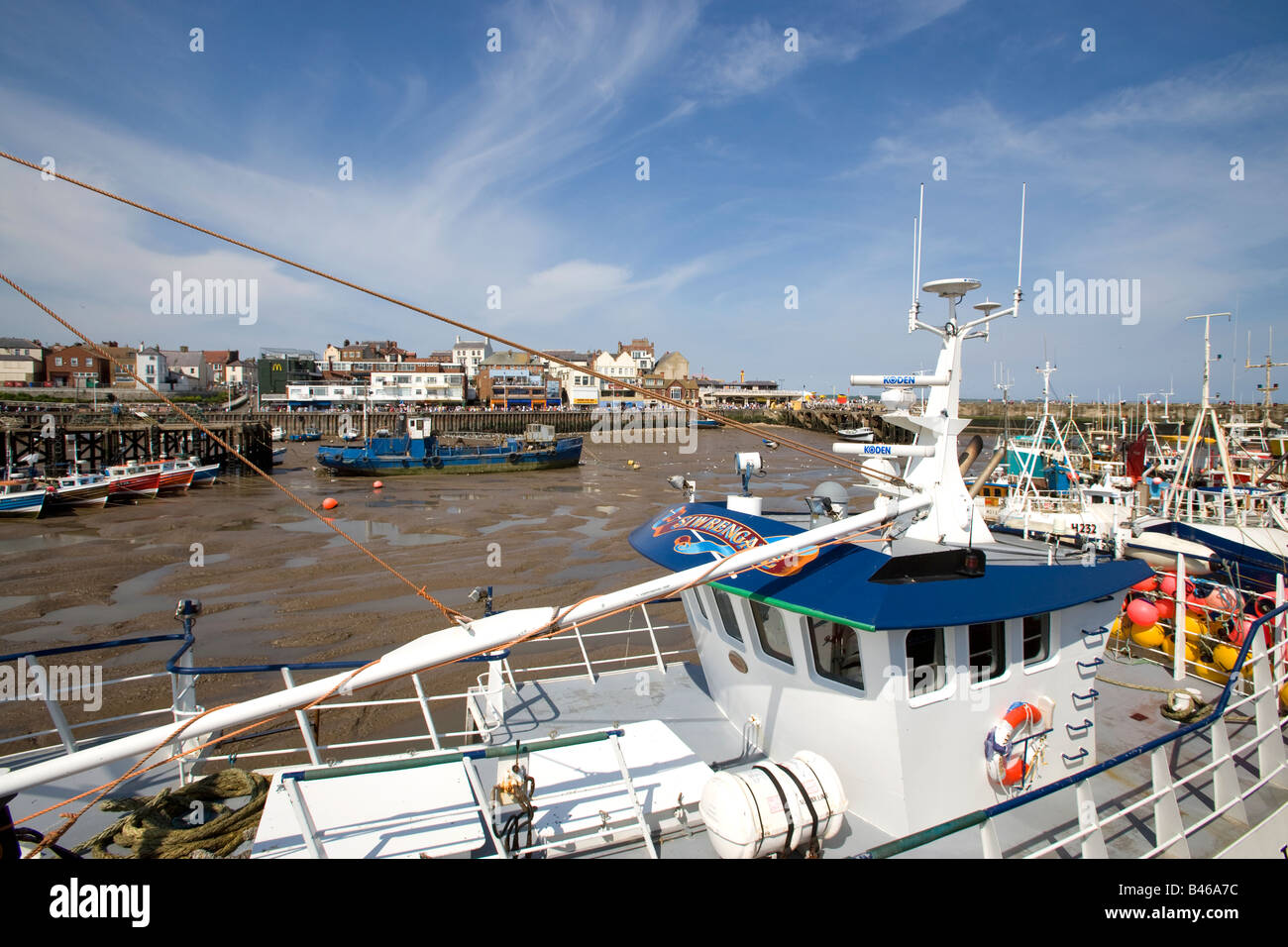 Fishing Boats in Harbour Bridlington Stock Photo - Alamy