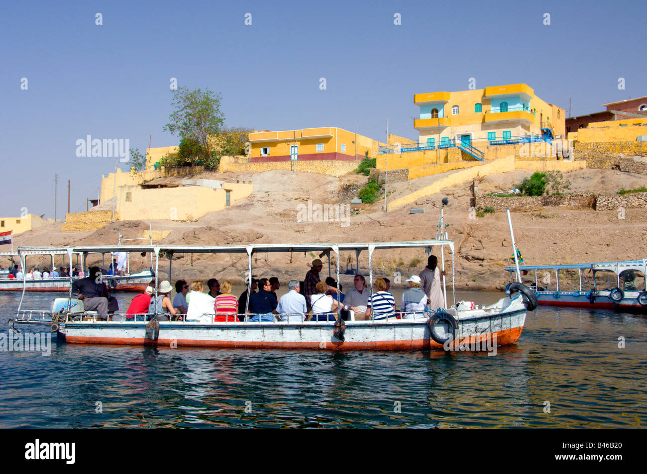 Philae temple boats hi-res stock photography and images - Alamy