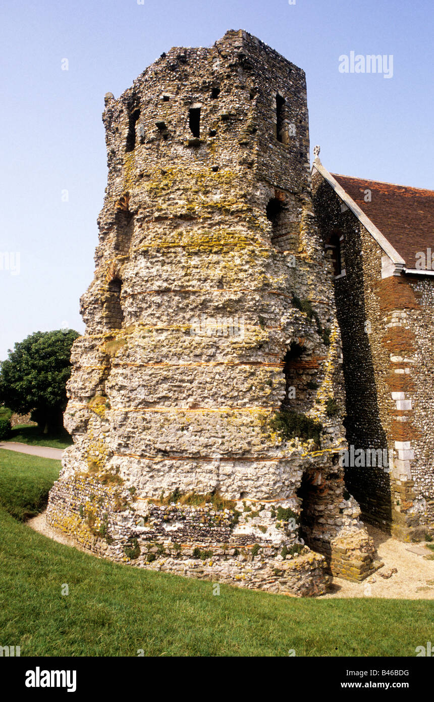 Roman Lighthouse Dover Castle Kent England UK English lighthouses Stock ...