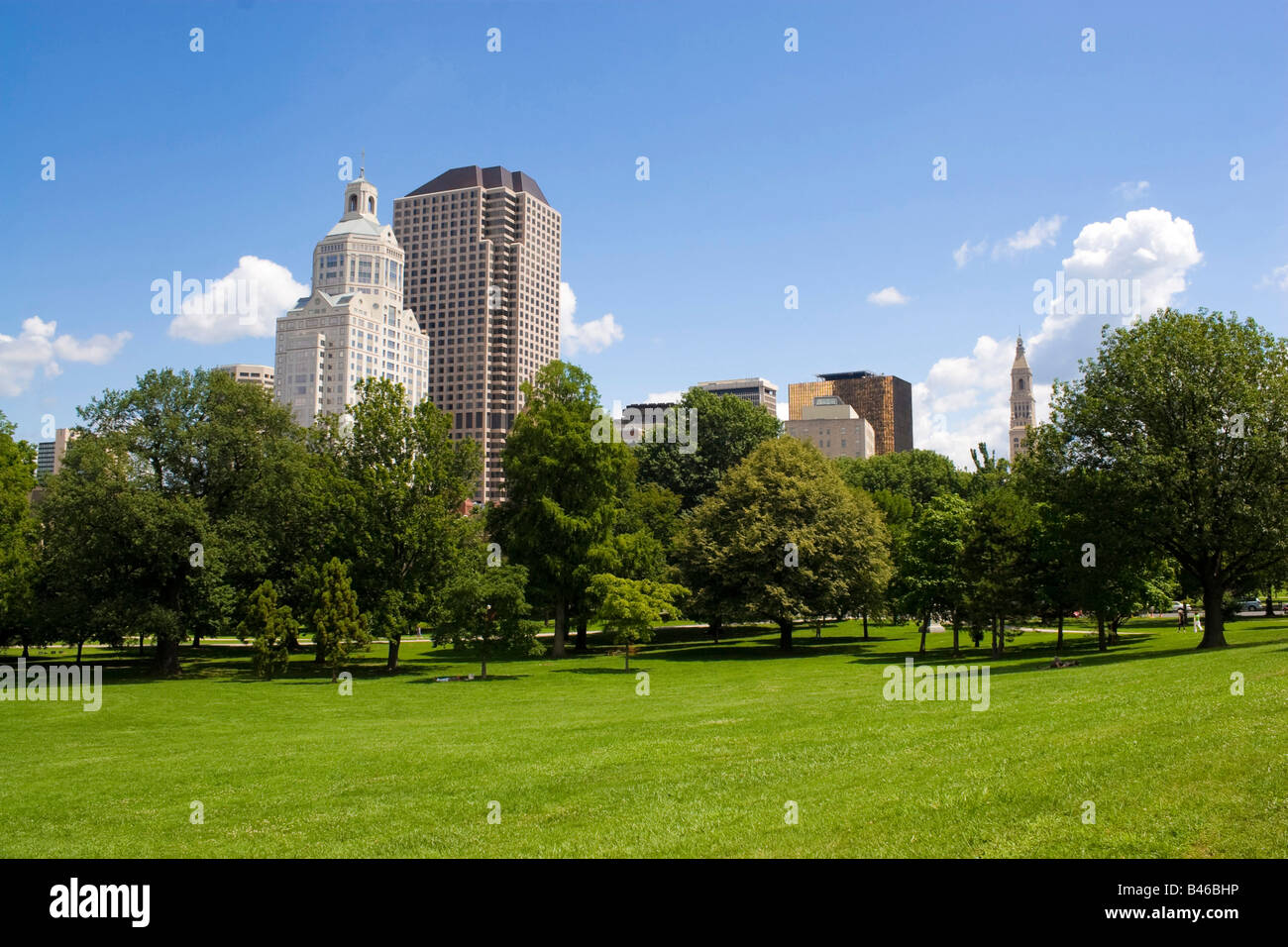 Hartford ct skyline hi-res stock photography and images - Alamy