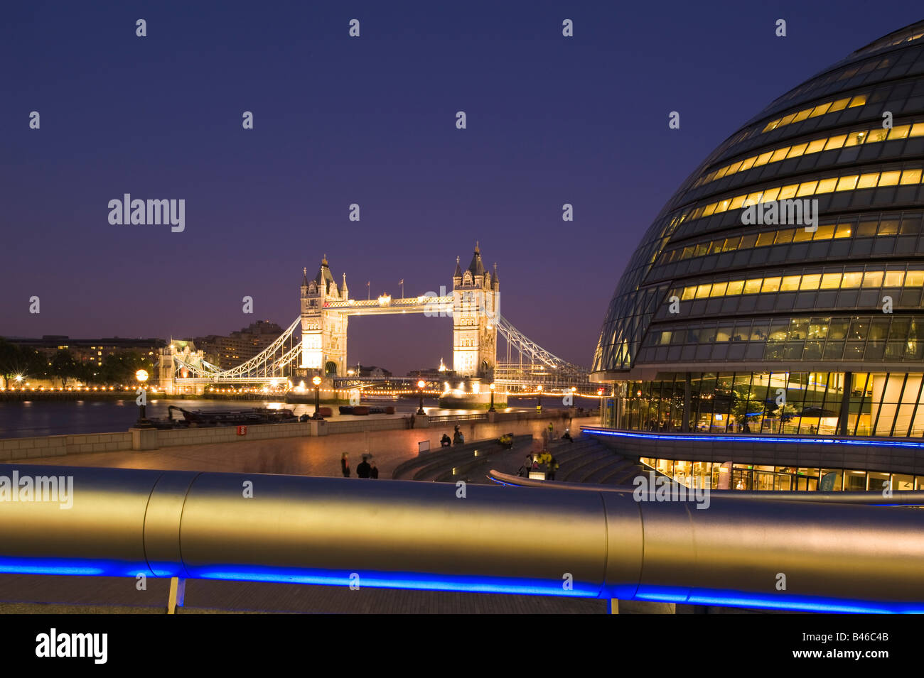 City hall more london riverside hi-res stock photography and images - Alamy