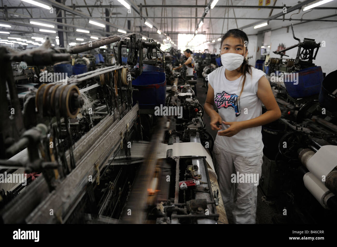 Female manufacturing workers in china hi-res stock photography and ...