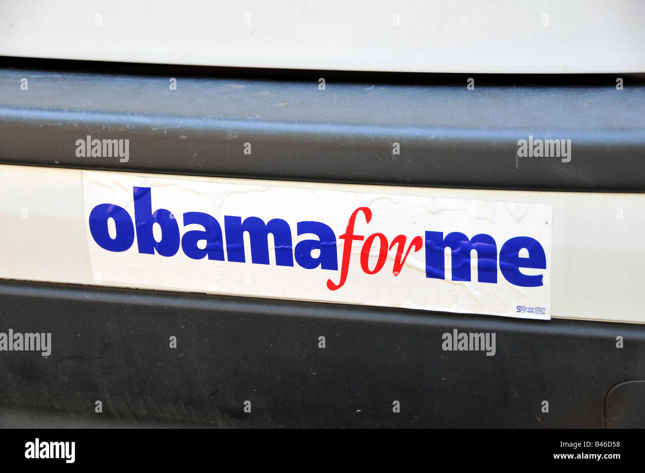 Obama sticker hi-res stock photography and images - Alamy