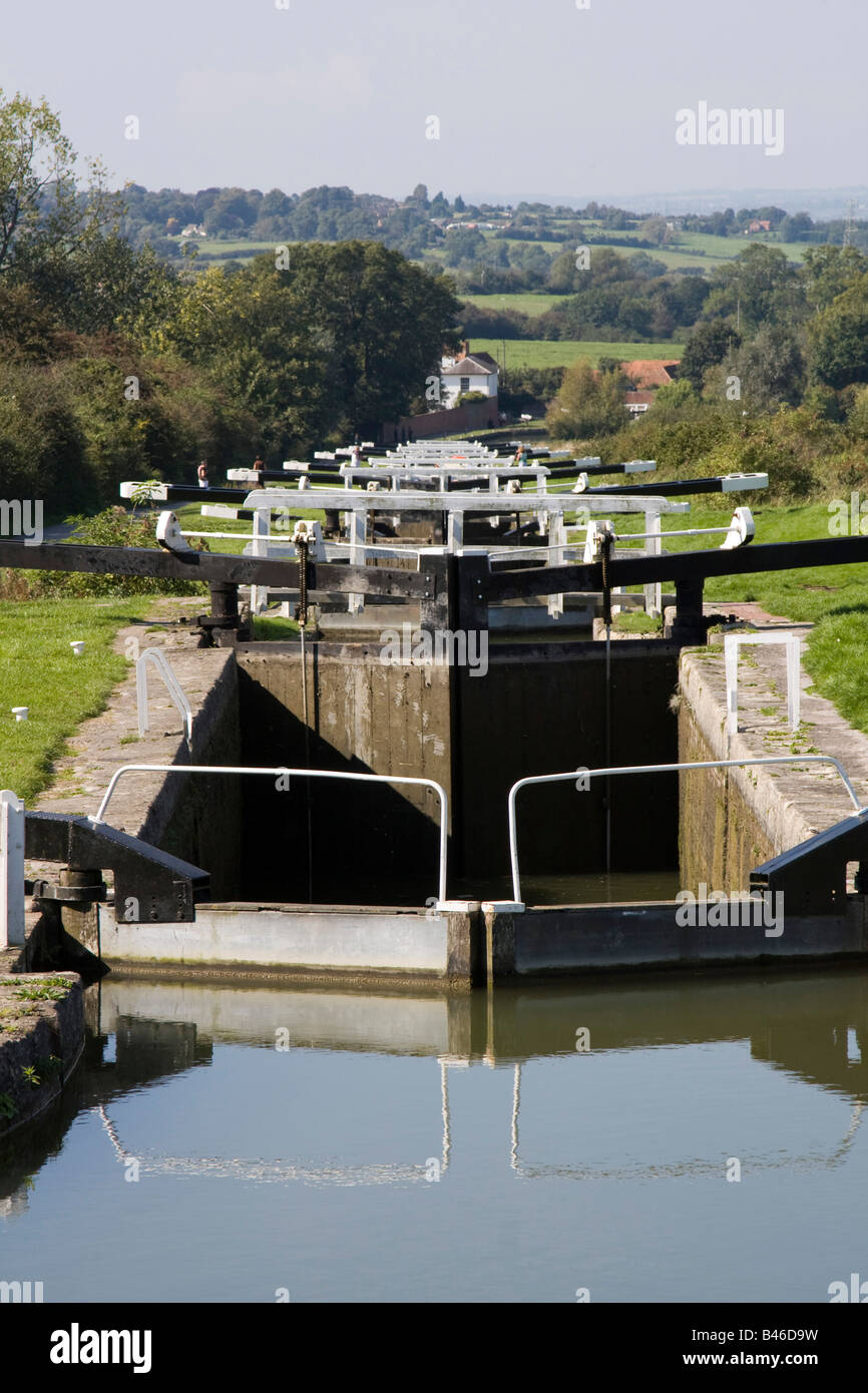 Caen Hill Locks Kennet and Avon Canal Devizes wiltshire england uk gb ...