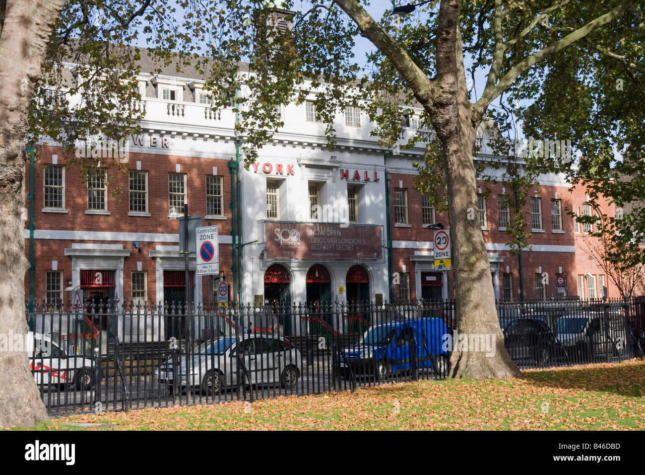 York hall hi-res stock photography and images - Alamy