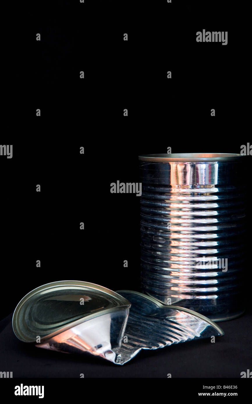 Steel cans recycled hi-res stock photography and images - Alamy