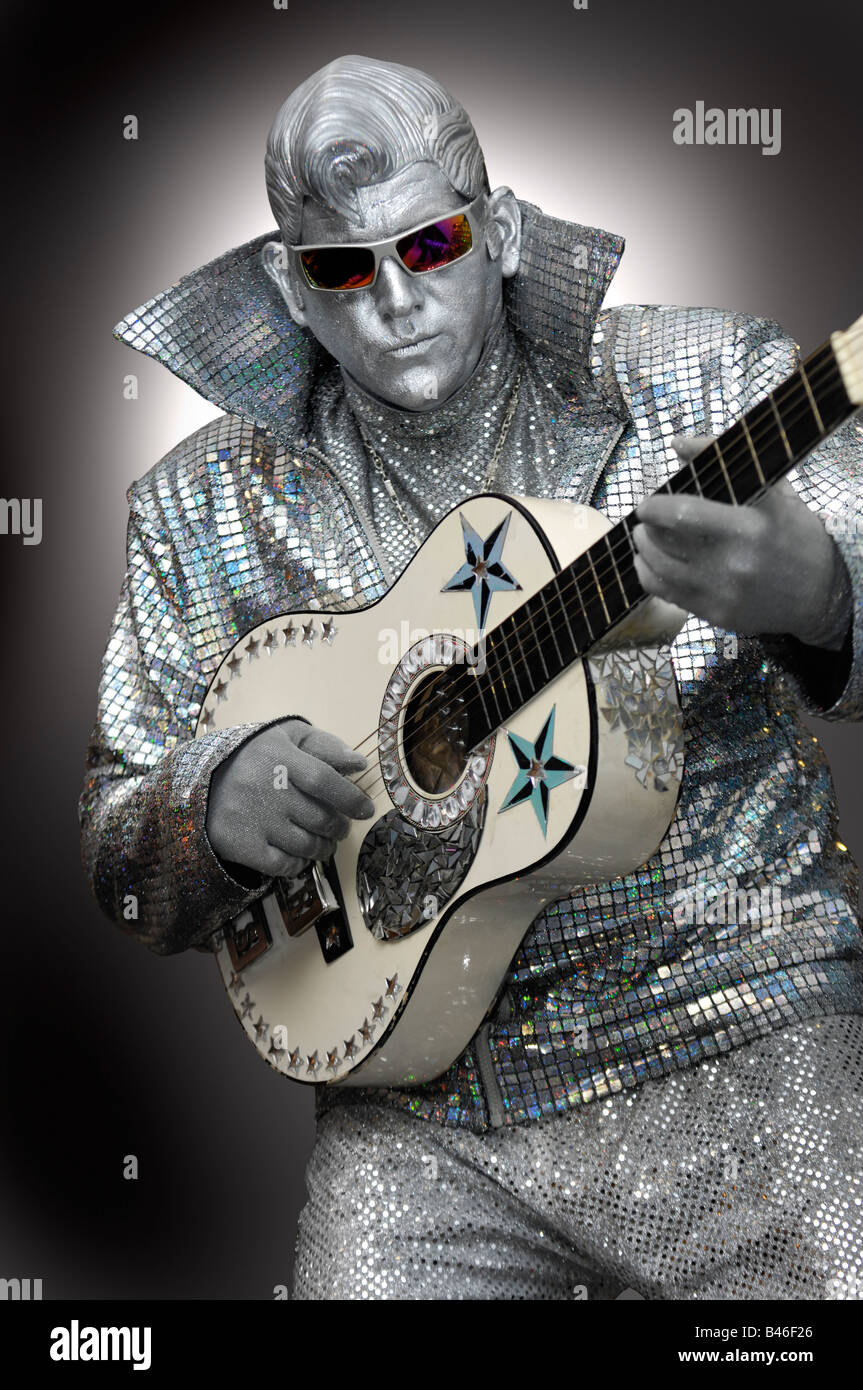 Elvis presley outfit hi-res stock photography and images - Alamy