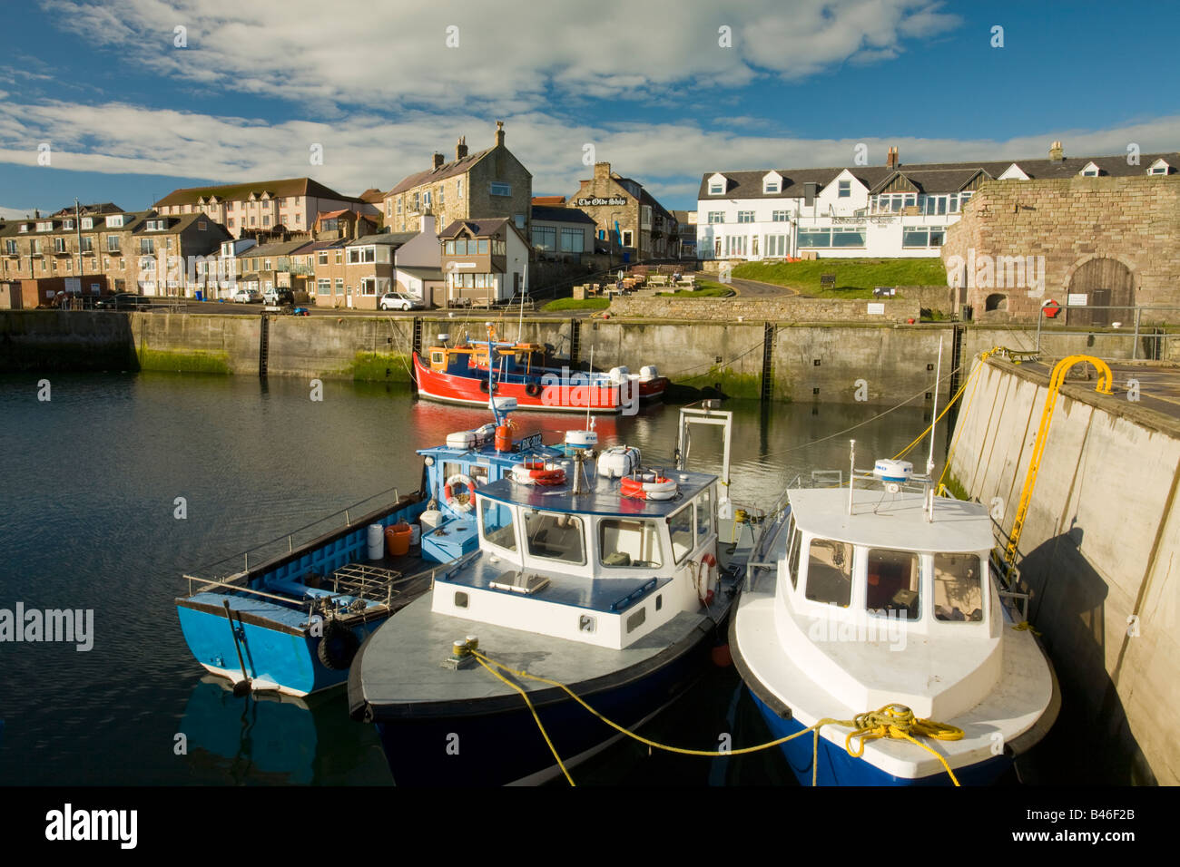 Seahouses northumberland hi-res stock photography and images - Alamy