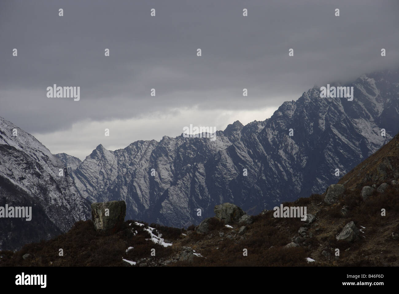 Himalayan mountain ridge in Langtang National Park Nepal during winter ...