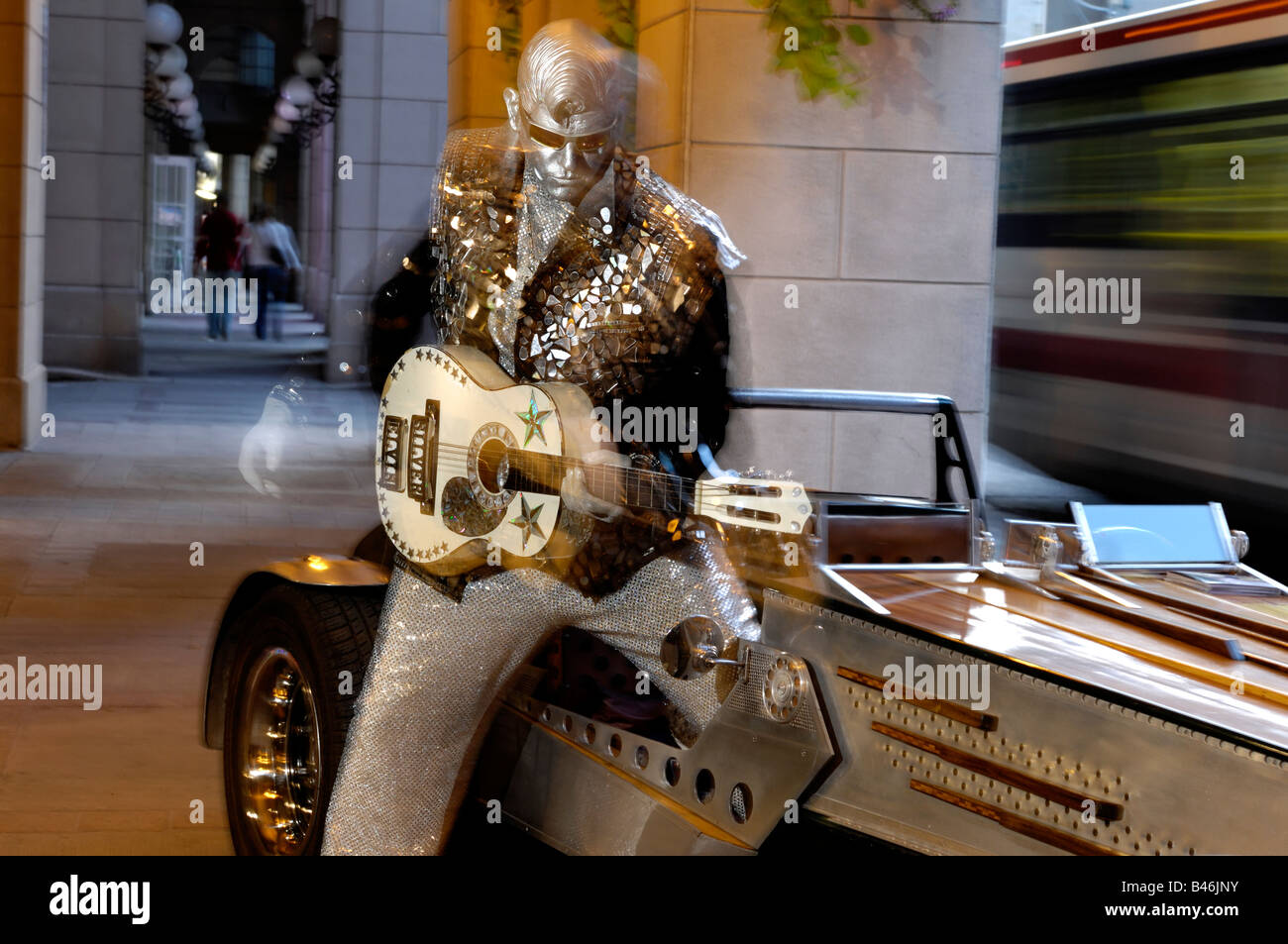 Silver metallic body paint hi-res stock photography and images - Alamy