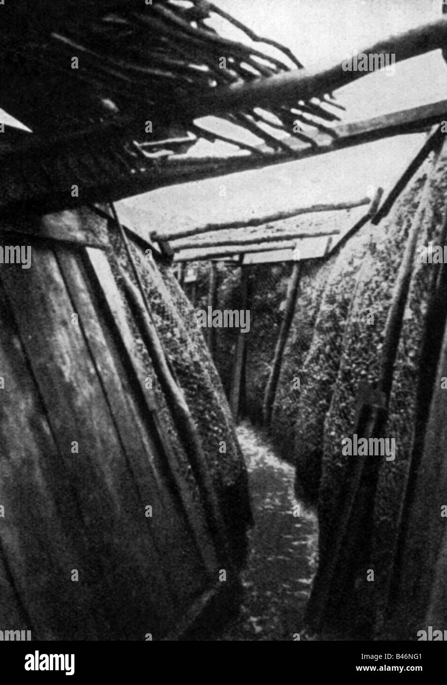 events, First World War / WWI, Western Front, German trench at Apremont ...