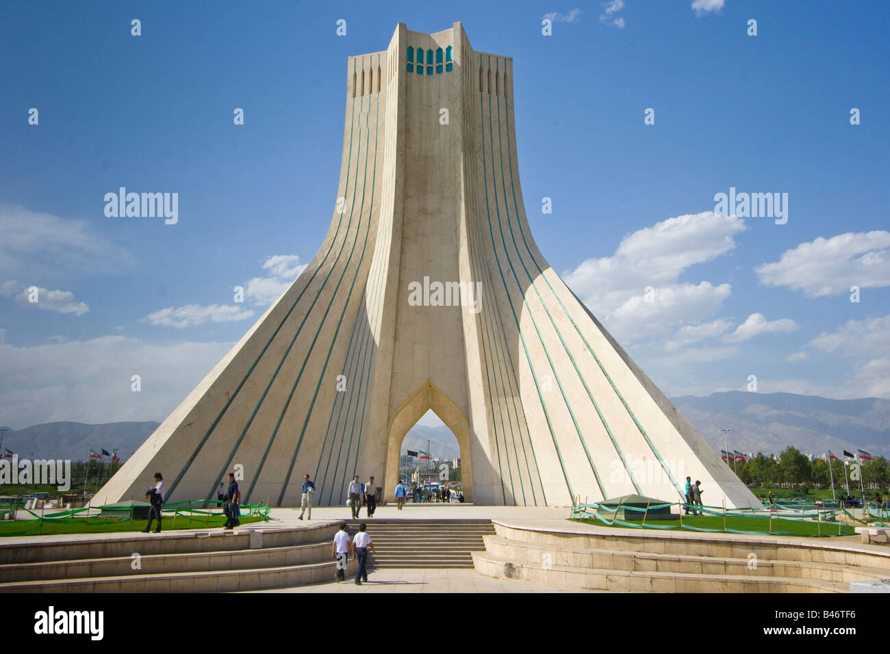 Tehran hi-res stock photography and images - Alamy