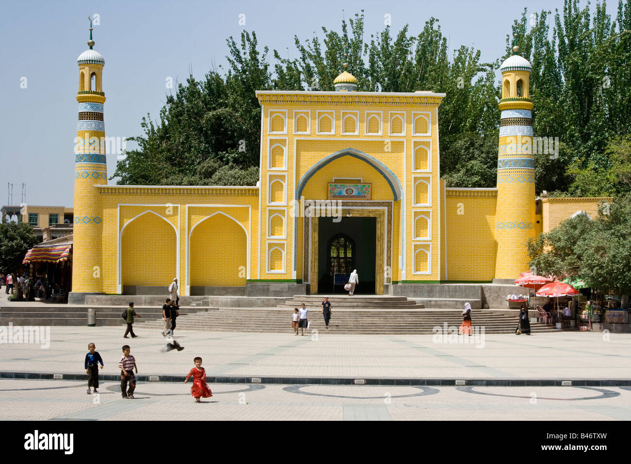 Id Kah Mosque in Kashgar in Xinjiang Province China Stock Photo - Alamy