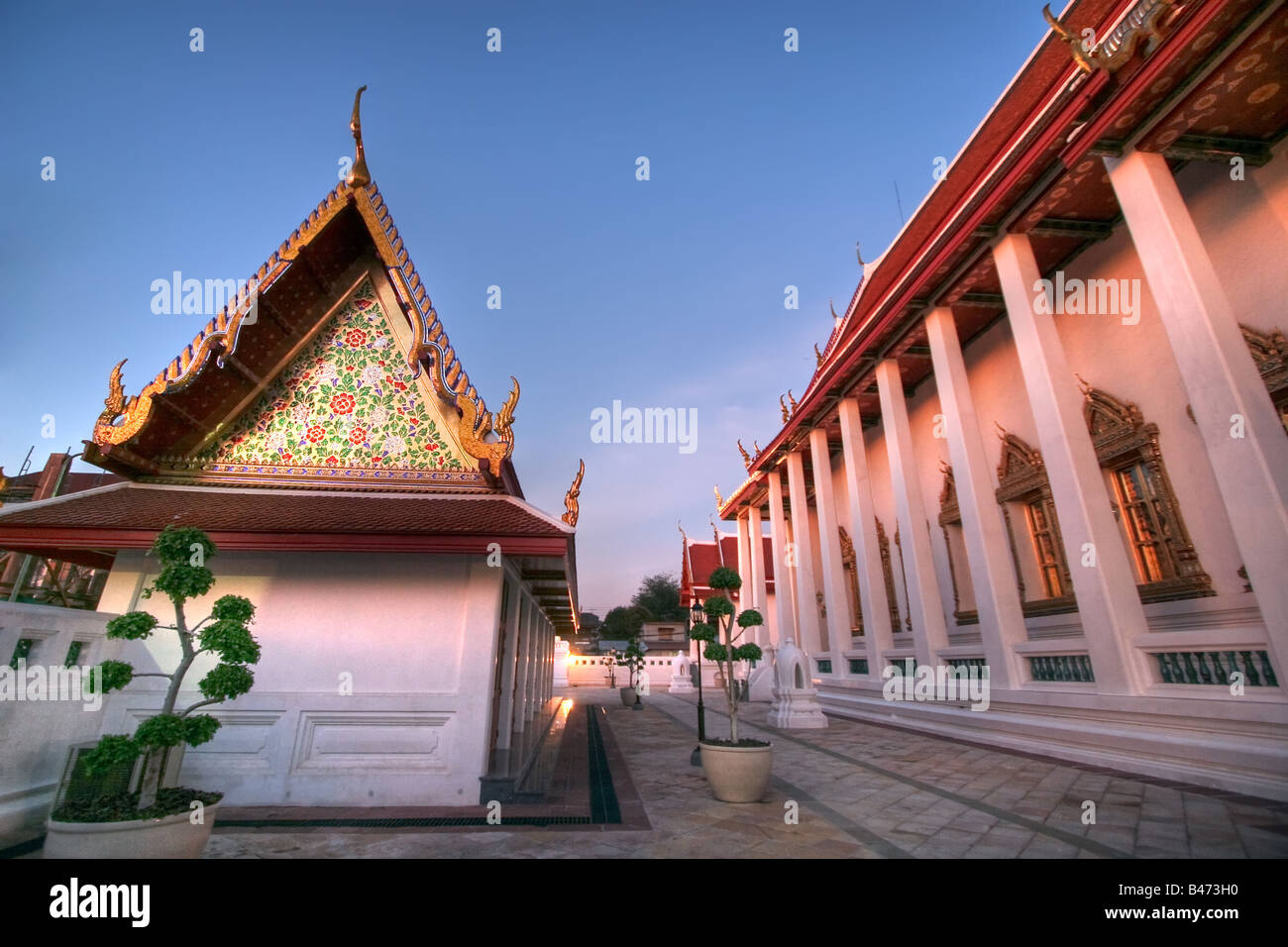 Wat rakhangkositaram hi-res stock photography and images - Alamy