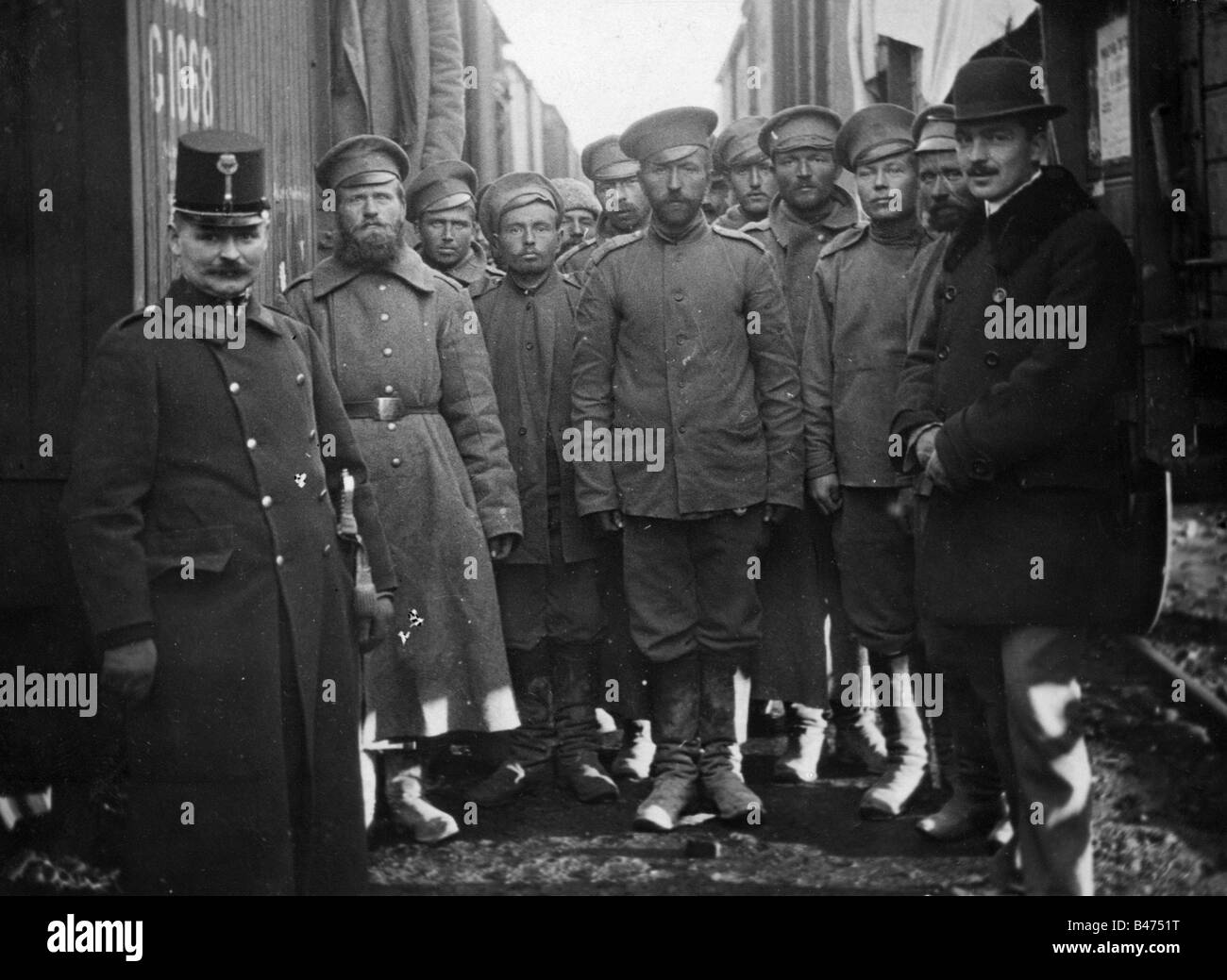 events, First World War / WWI, Eastern Front, Russian soldiers taken ...