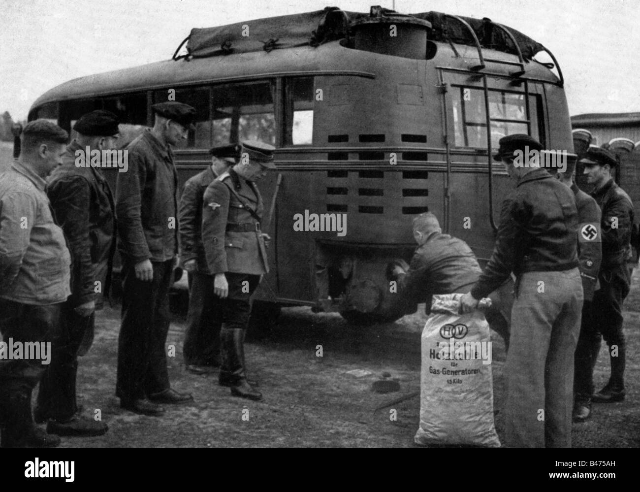 events, Second World War / WWII, Germany, drivers learning to use ...