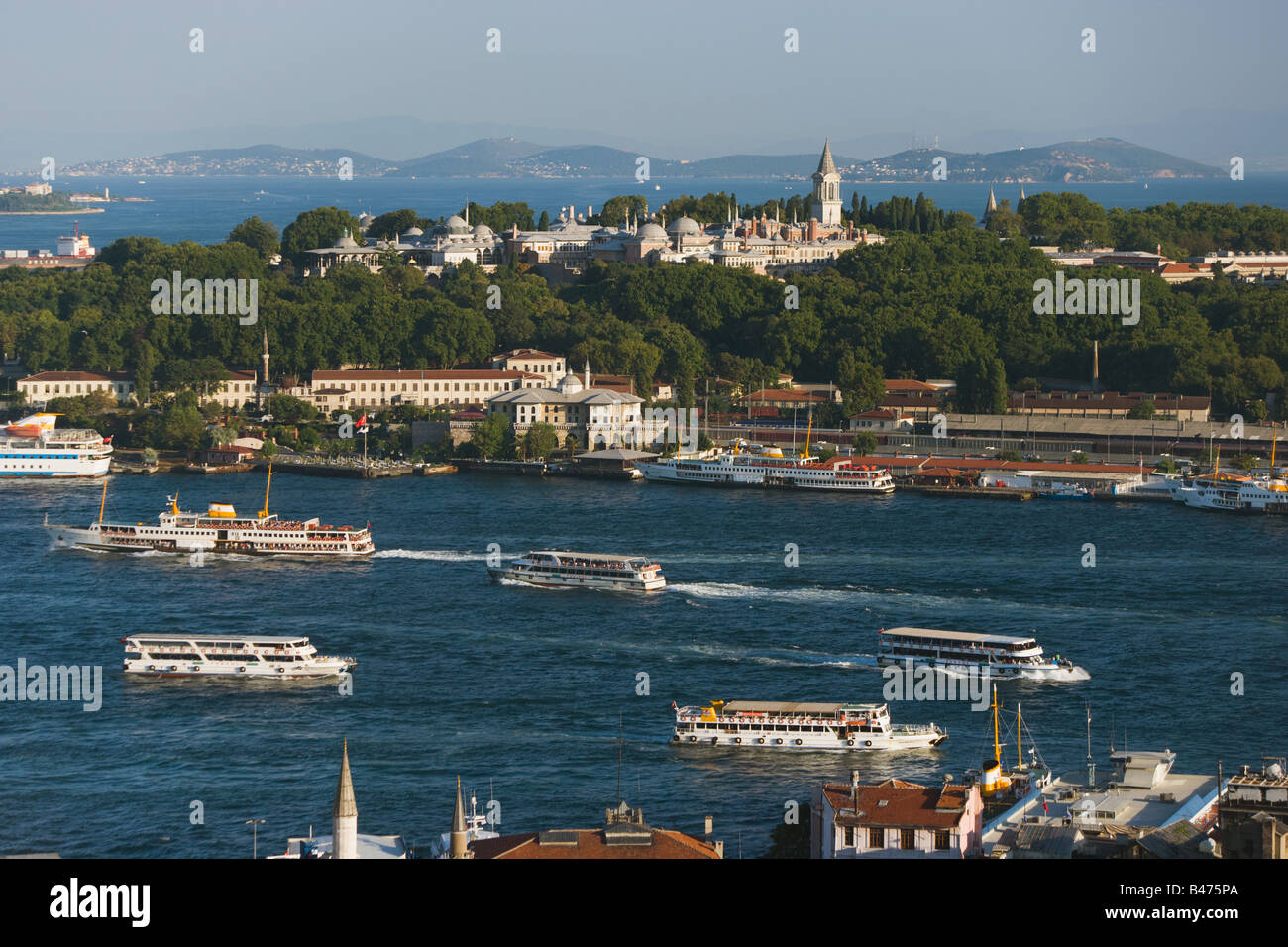Aerial view of istanbul topkapi palace hi-res stock photography and ...