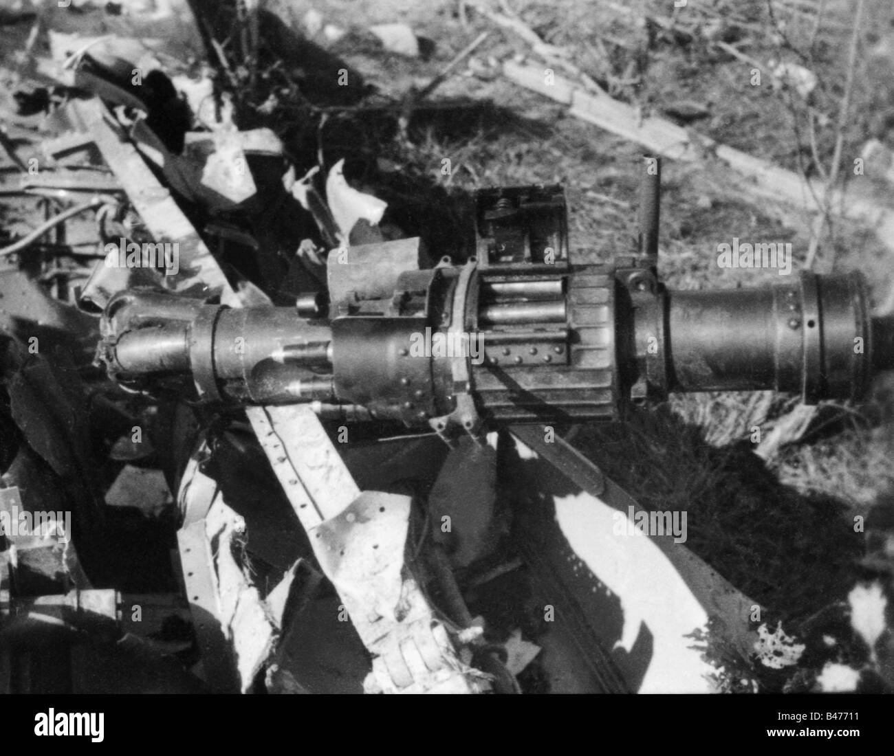 events, Second World War / WWII, aerial warfare, aircraft, crashed ...