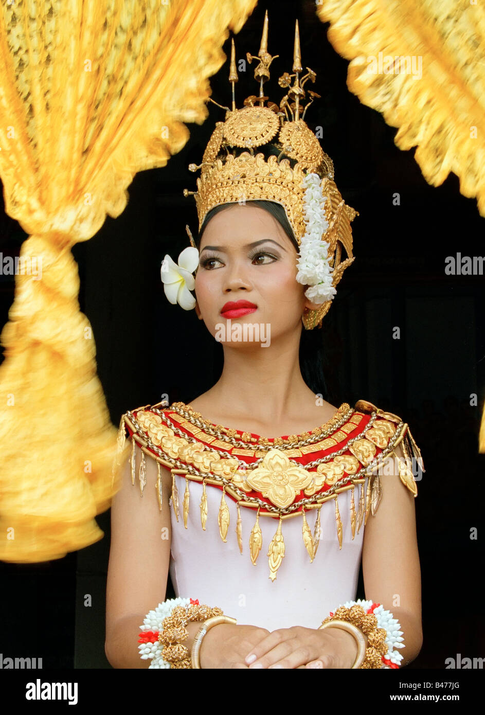 Asia, Cambodia, Siem Reap, Angkor Wat, Traditional Cambodian Dancer ...