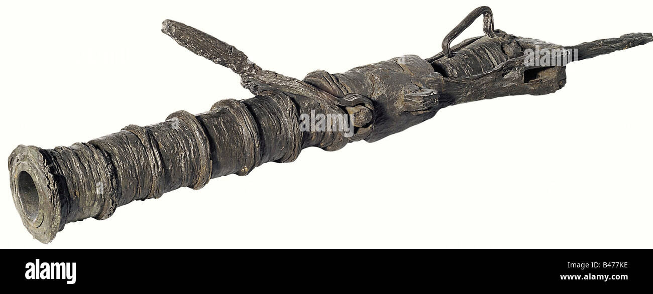 Ships cannon hi-res stock photography and images - Alamy