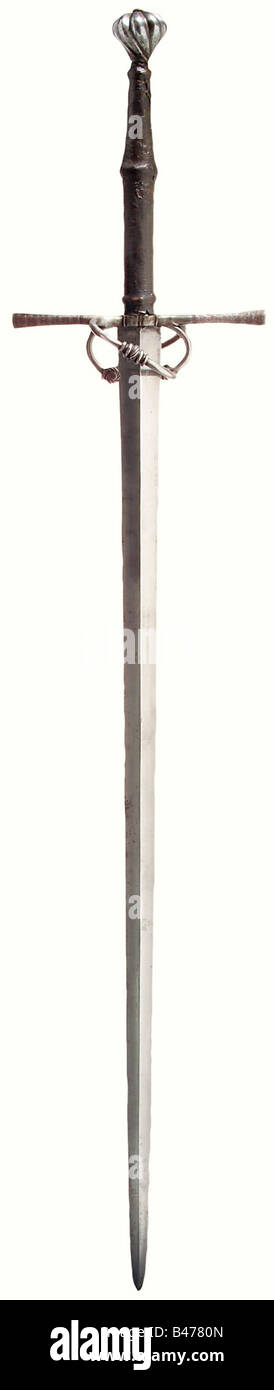 German hand half sword circa hi-res stock photography and images - Alamy
