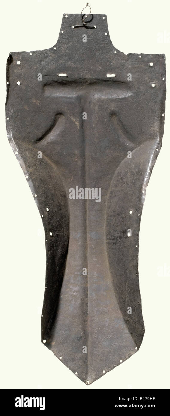 An iron chamfron, Ottoman/Arab, 16th century. One-piece, embossed iron ...