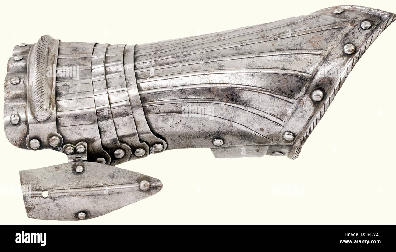 A German pair of fluted gauntlets, circa 1520/30. Gauntlets with four ...