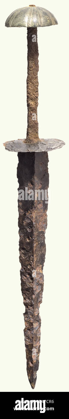 Bronze triangular dagger hi-res stock photography and images - Alamy
