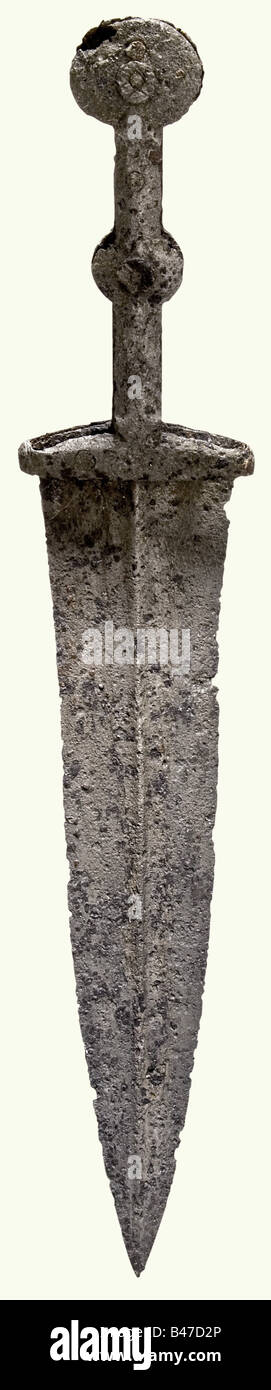 Double edged dagger roman hi-res stock photography and images - Alamy