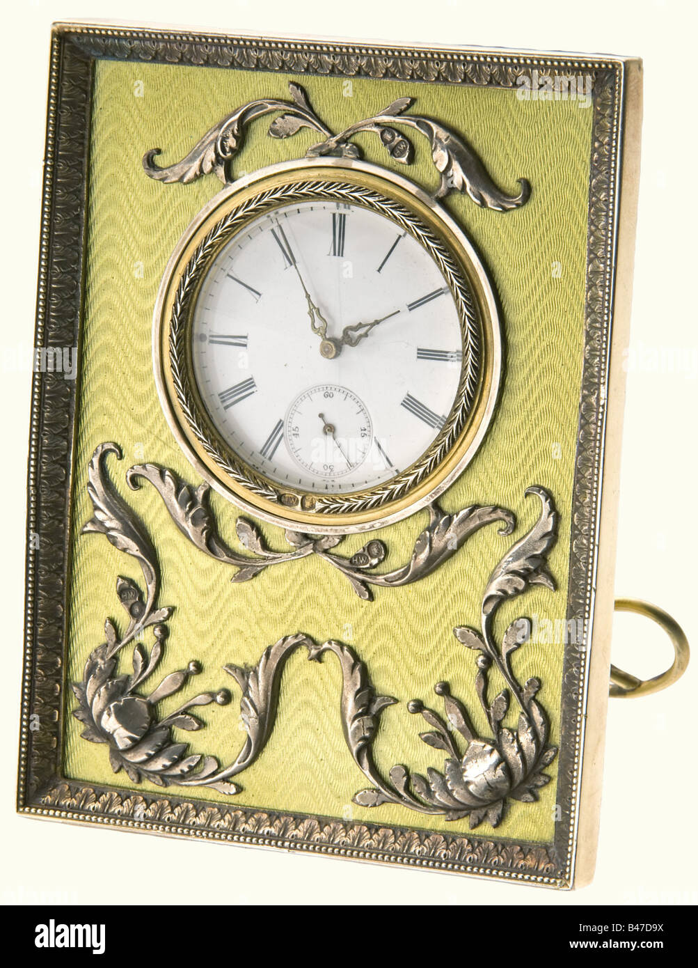 410 grams a beautiful table clock hi-res stock photography and images ...