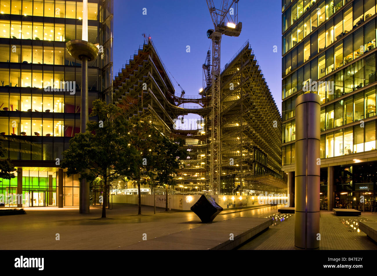 "More London Riverside" at dusk SE1 London United Kingdom Stock Photo ...