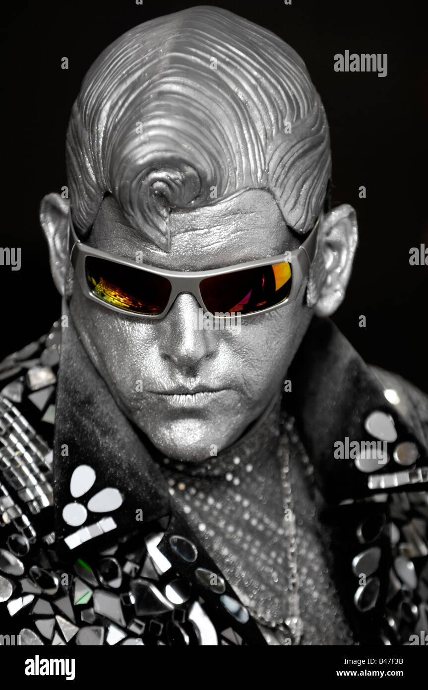 Silver face paint hi-res stock photography and images - Alamy