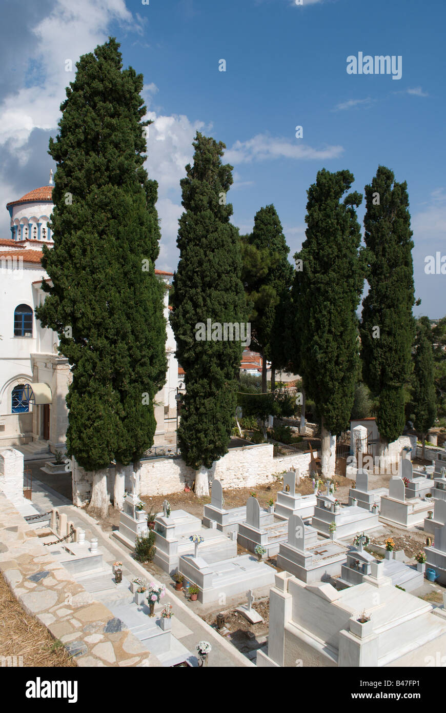 Graveyard graves orthodox greek hi-res stock photography and images - Alamy