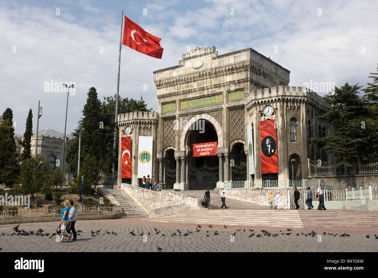 Istanbul University Turkey Stock Photo - Alamy