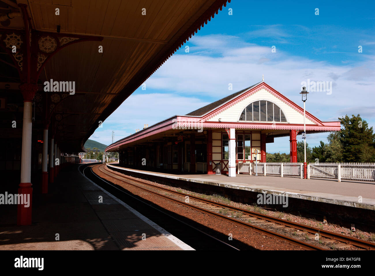Aviemore train station Stock Photo - Alamy