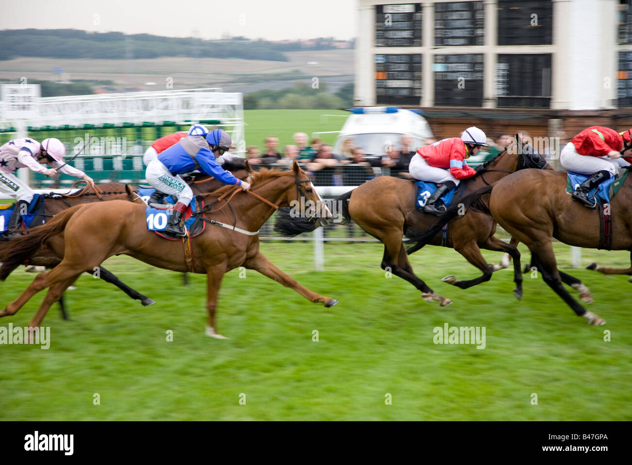 Racing pontefract hi-res stock photography and images - Alamy