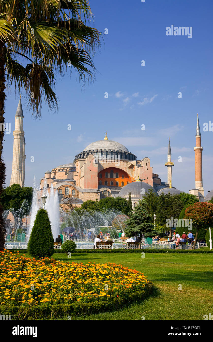 The hagia sophia mosque hi-res stock photography and images - Alamy
