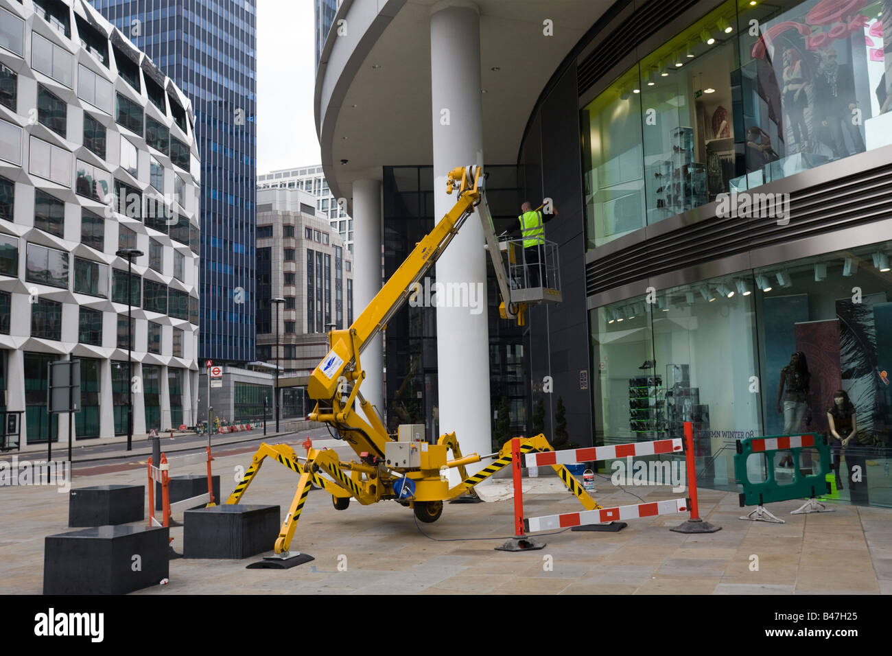 Spider TS17 Access platform in London Wall City of London GB UK Stock ...