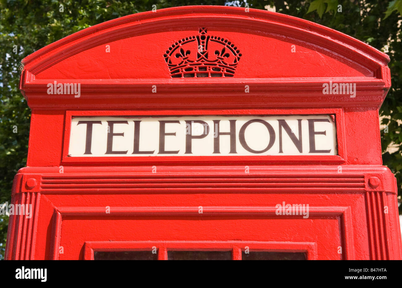 Red london uk iconic design hi-res stock photography and images - Alamy