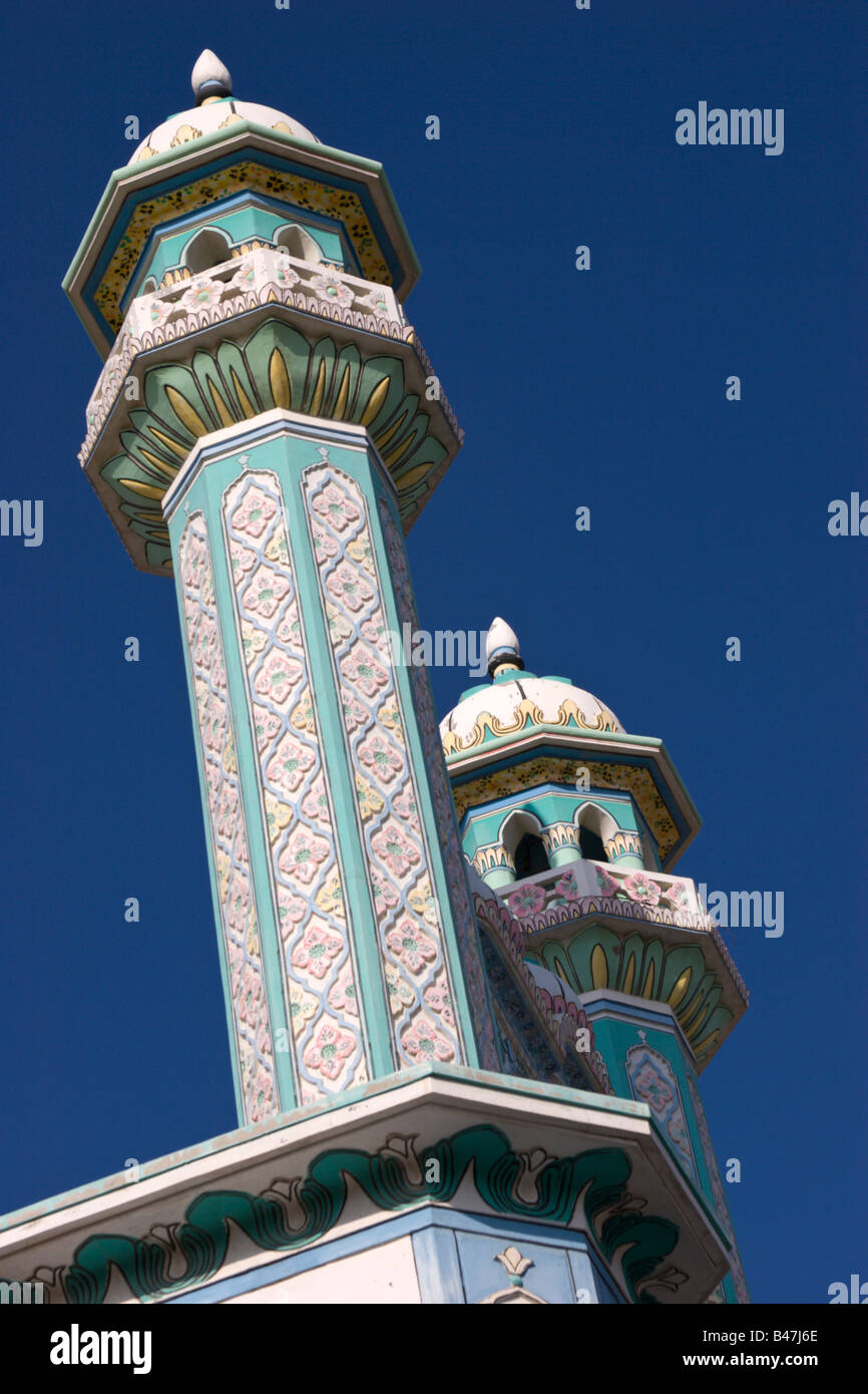 Mosque minaret minarets iran hi-res stock photography and images - Alamy