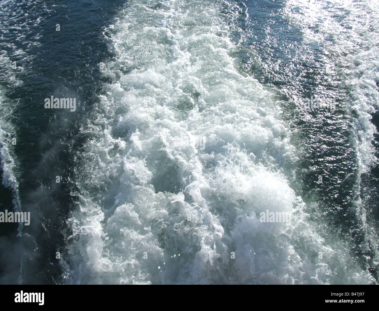 outboard motor speed boat in action on sea Stock Photo - Alamy