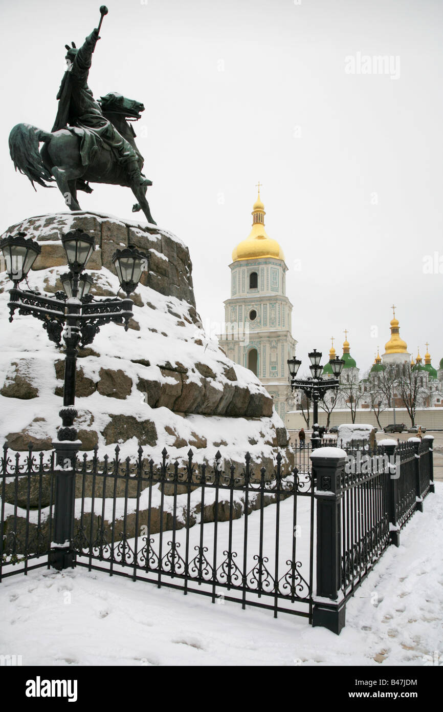 Statue of the Cossack liberator of Kiev, Bohdan Khmelnytsky, outside St ...